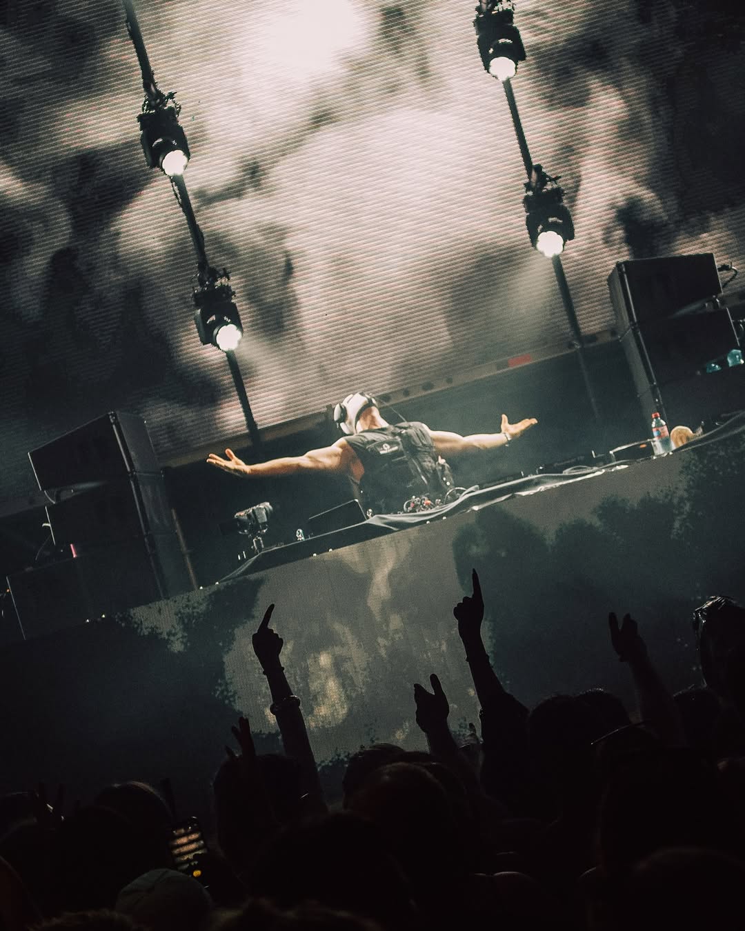 Mutate presents: HOLY PRIEST 25 DEC | Techno Music World